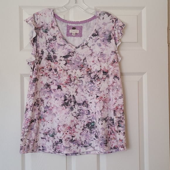 Cupio | Tops | Cupio Blush Floral Top | Poshmark